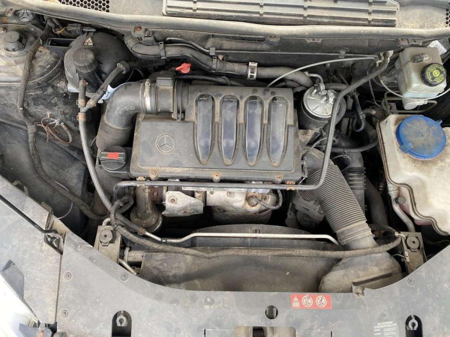 Black Mercedes-Benz B 180 2007 in Vilnius, with an engine capacity of 1.99 L and mileage of 393 thousand km for 1850 €, photo 16 on AUTOMOTO.COM.LV