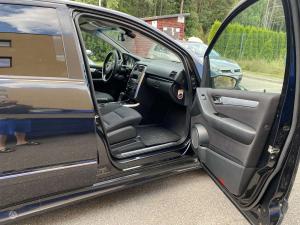 Black Mercedes-Benz B 180 2007 in Vilnius, with an engine capacity of 1.99 L and mileage of 393 thousand km for 1850 €, photo 17 on AUTOMOTO.COM.LV