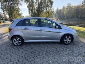 Melns Mercedes-Benz B 180 2007 Rīga, ar dzinēja tilpumu 2.00 L un nobraukumu 236 tūkst. km par 4000 €, foto 5 vietnē AUTOMOTO.COM.LV