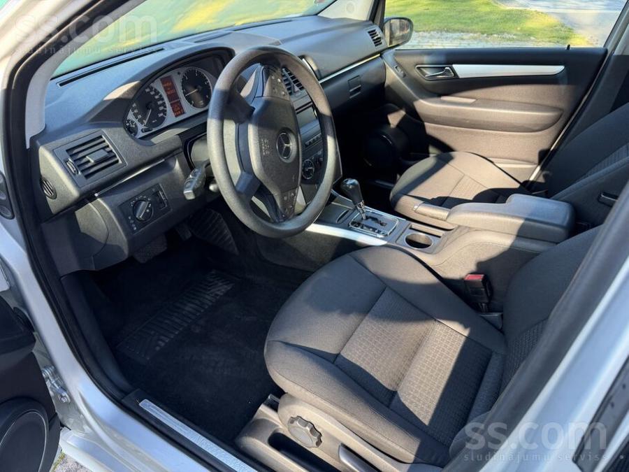 Melns Mercedes-Benz B 180 2007 Rīga, ar dzinēja tilpumu 2.00 L un nobraukumu 236 tūkst. km par 4000 €, foto 11 vietnē AUTOMOTO.COM.LV