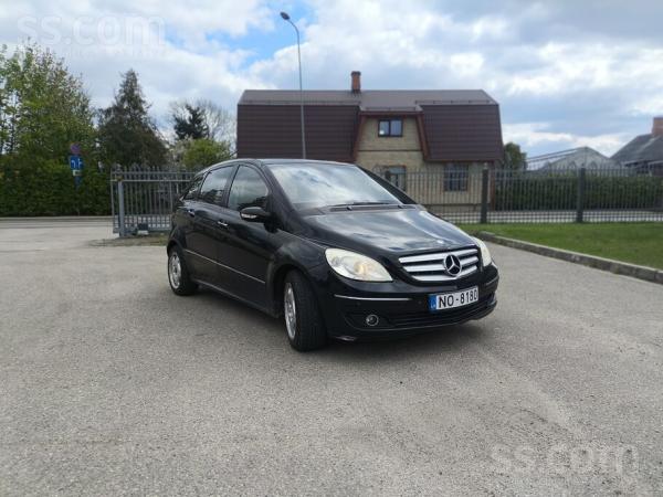 Melns Mercedes-Benz B 180 2008 Rēzekne, ar dzinēja tilpumu 2.00 L un nobraukumu 240 tūkst. km par 8250 €, foto 2 vietnē AUTOMOTO.COM.LV