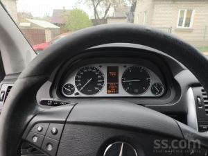 Melns Mercedes-Benz B 180 2008 Rēzekne, ar dzinēja tilpumu 2.00 L un nobraukumu 240 tūkst. km par 8250 €, foto 5 vietnē AUTOMOTO.COM.LV