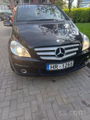 Black Mercedes-Benz B 180 2008 in Riga, with an engine capacity of 2.00 L and mileage of 179 thousand km for 2800 €, photo  on AUTOMOTO.COM.LV
