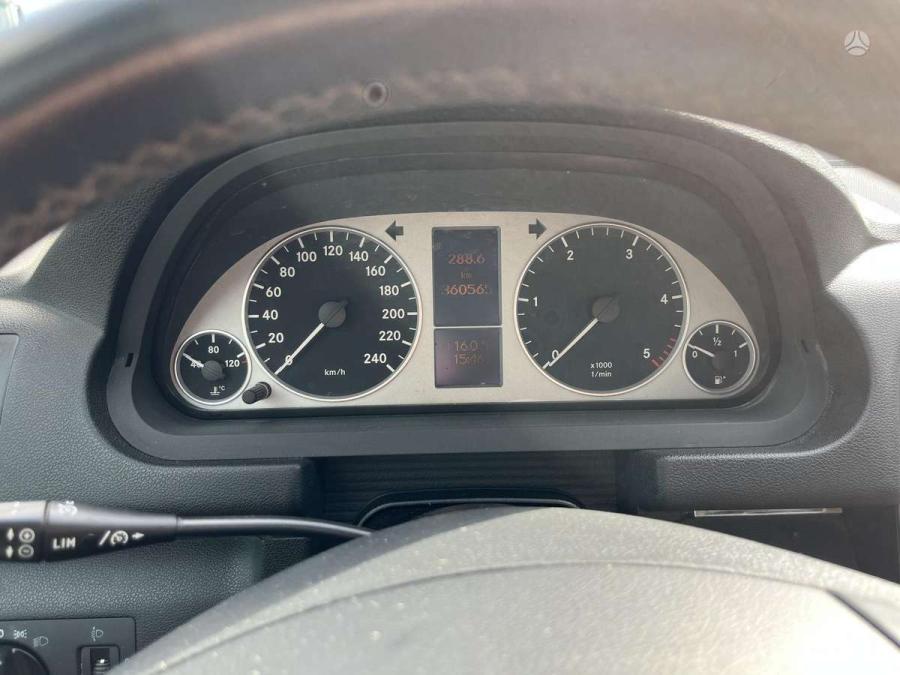 Black Mercedes-Benz B 180 2008 in Vilnius, with an engine capacity of 1.80 L and mileage of 360 thousand km for 1850 €, photo 12 on AUTOMOTO.COM.LV