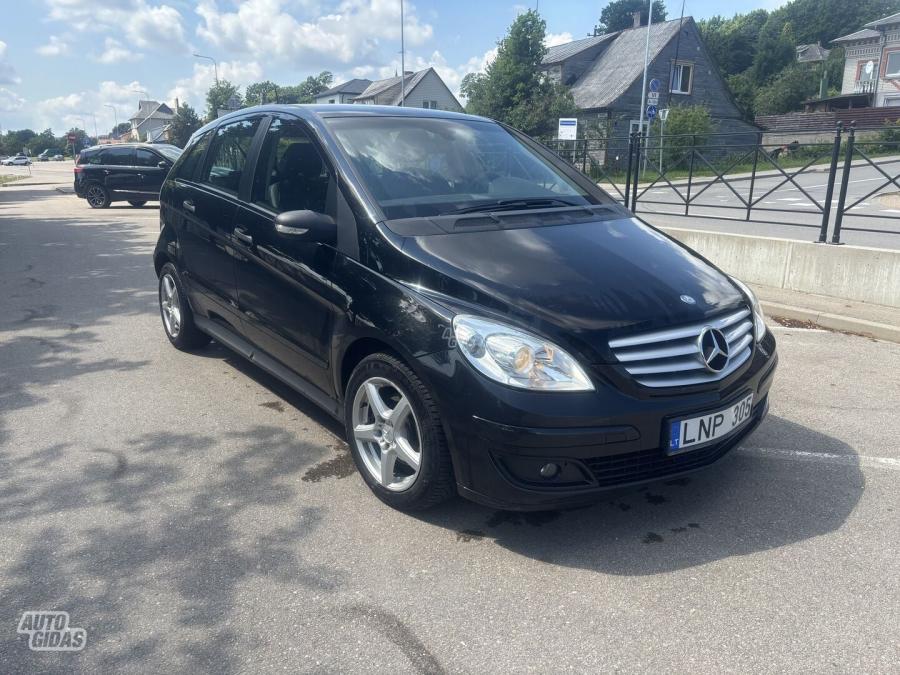 Melns Mercedes-Benz B 180 2008 Telšiai, ar dzinēja tilpumu 1.80 L un nobraukumu 142 tūkst. km par 2100 €, foto 3 vietnē AUTOMOTO.COM.LV