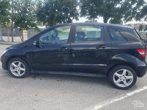 Melns Mercedes-Benz B 180 2008 Telšiai, ar dzinēja tilpumu 1.80 L un nobraukumu 142 tūkst. km par 2100 €, foto 6 vietnē AUTOMOTO.COM.LV