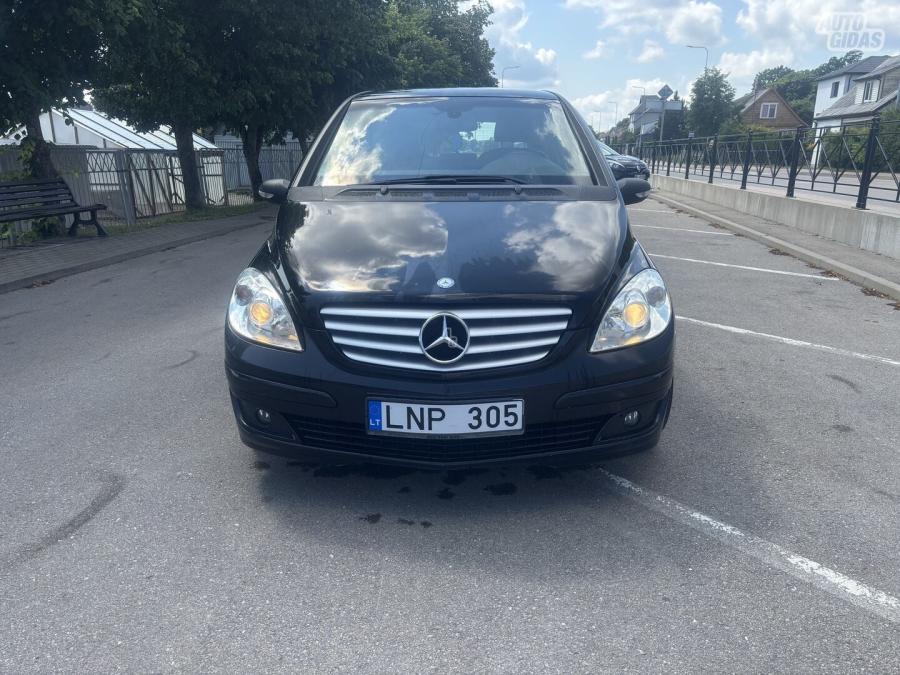 Melns Mercedes-Benz B 180 2008 Telšiai, ar dzinēja tilpumu 1.80 L un nobraukumu 142 tūkst. km par 2100 €, foto 7 vietnē AUTOMOTO.COM.LV