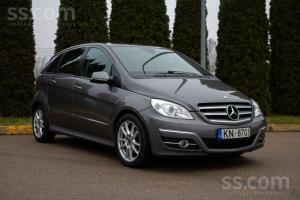 Melns Mercedes-Benz B 180 2009 Jelgava, ar dzinēja tilpumu 2.00 L un nobraukumu 275 tūkst. km par 2990 €, foto  vietnē AUTOMOTO.COM.LV