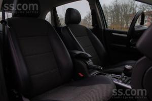 Black Mercedes-Benz B 180 2009 in Jelgava, with an engine capacity of 2.00 L and mileage of 275 thousand km for 2990 €, photo 8 on AUTOMOTO.COM.LV