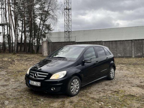 Black Mercedes-Benz B 180 2009 in Alytus, with an engine capacity of 1.99 L and mileage of 275 thousand km for 1950 €, photo 7 on AUTOMOTO.COM.LV