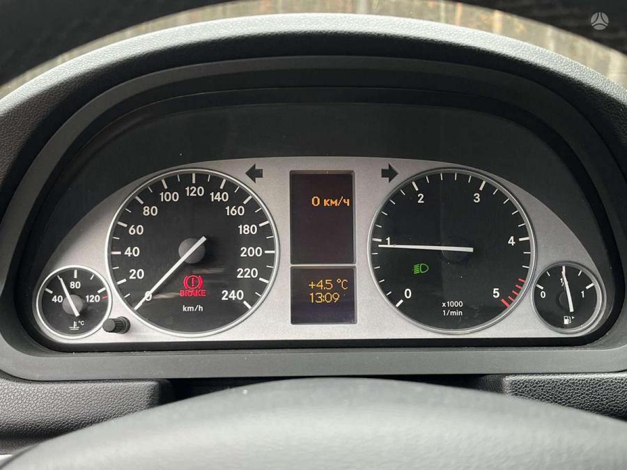 Black Mercedes-Benz B 180 2009 in Alytus, with an engine capacity of 1.99 L and mileage of 275 thousand km for 1950 €, photo 15 on AUTOMOTO.COM.LV