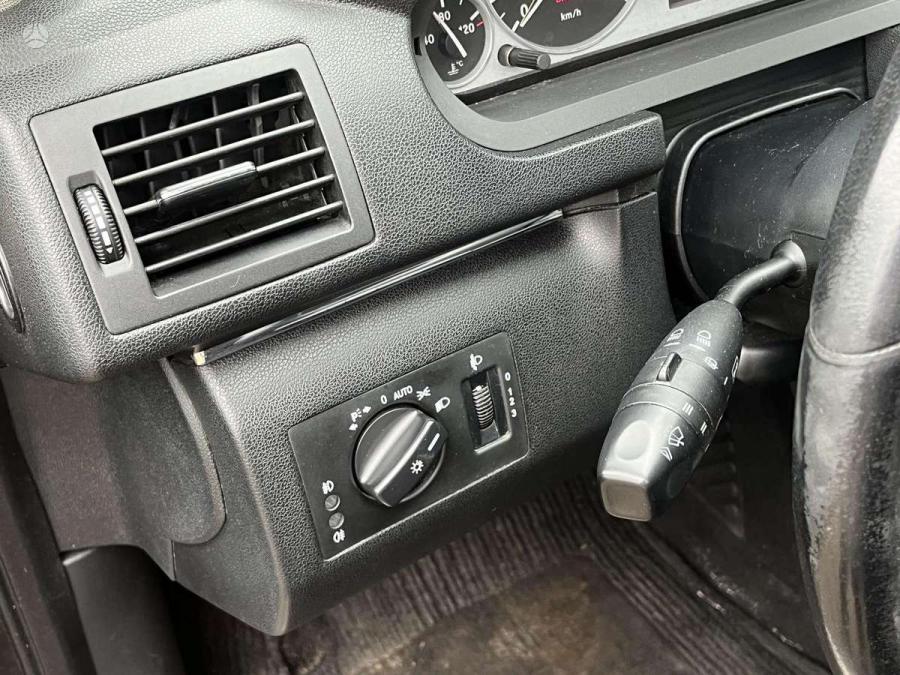Black Mercedes-Benz B 180 2009 in Alytus, with an engine capacity of 1.99 L and mileage of 275 thousand km for 1950 €, photo 17 on AUTOMOTO.COM.LV