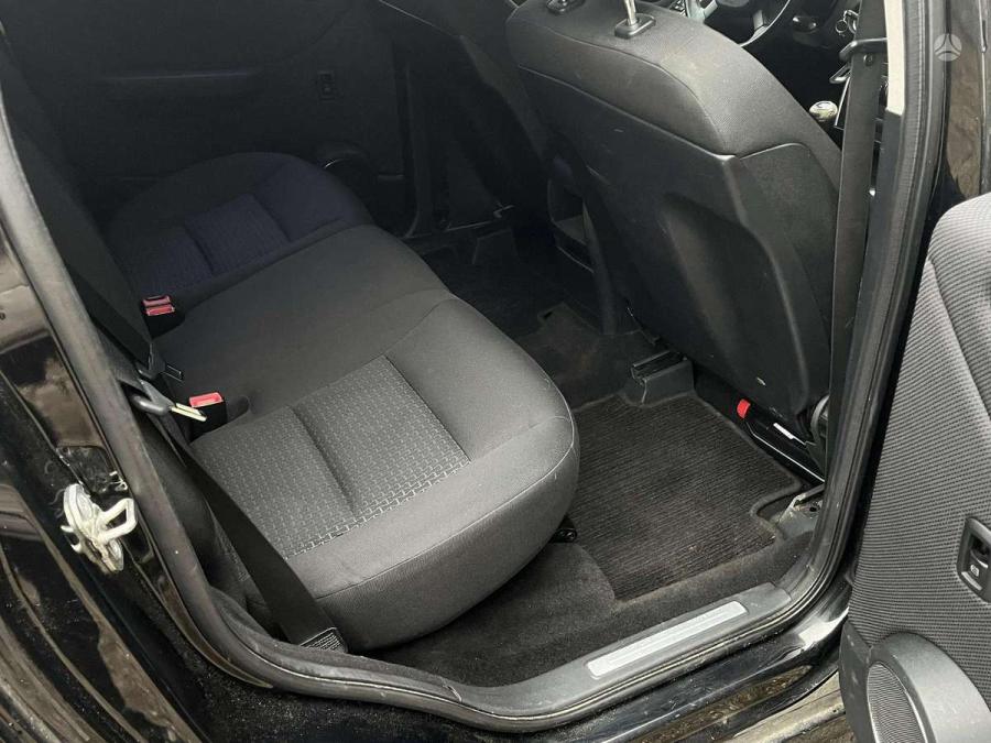 Black Mercedes-Benz B 180 2009 in Alytus, with an engine capacity of 1.99 L and mileage of 275 thousand km for 1950 €, photo 21 on AUTOMOTO.COM.LV