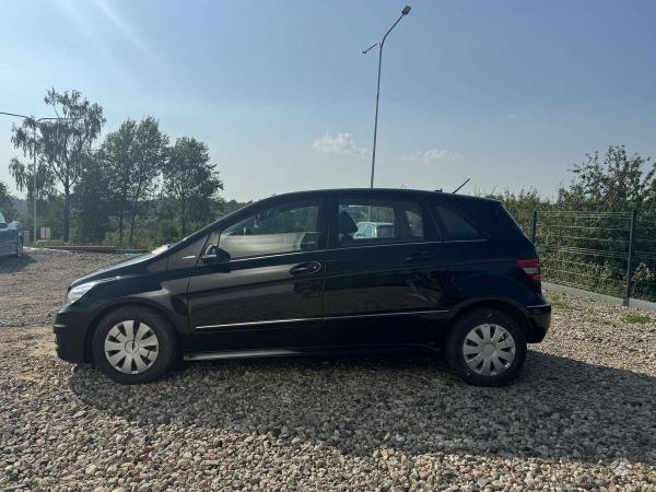 Melns Mercedes-Benz B 180 2009 Viļņa, ar dzinēja tilpumu 1.80 L un nobraukumu 287 tūkst. km par 2399 €, foto 7 vietnē AUTOMOTO.COM.LV