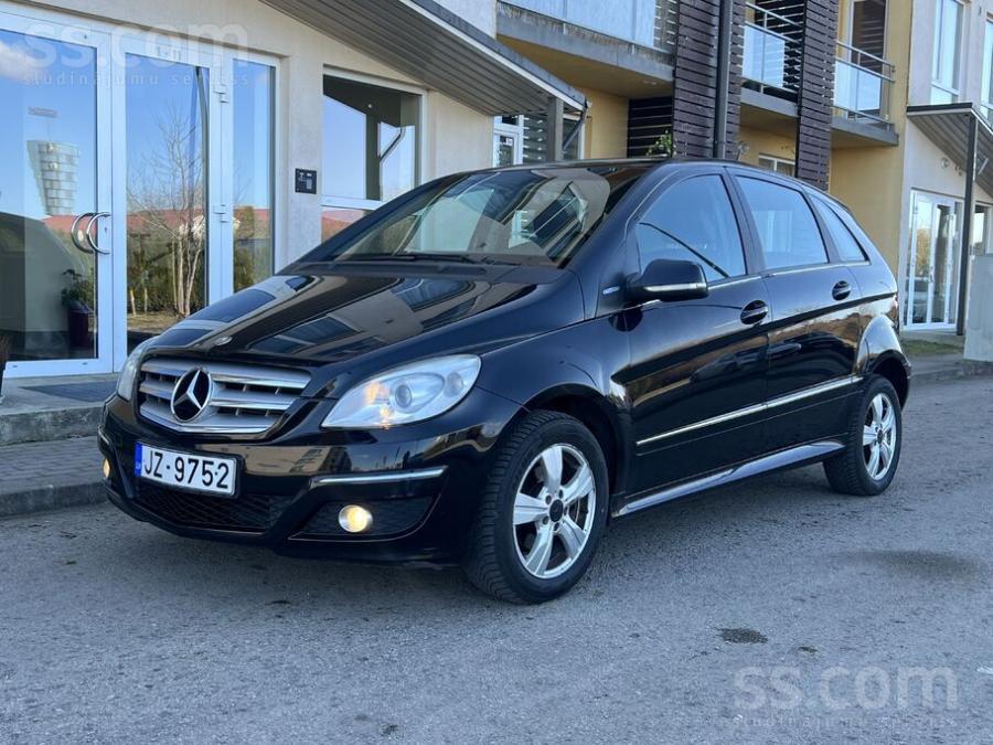 Melns Mercedes-Benz B 180 2010 Rīga, ar dzinēja tilpumu 2.00 L un nobraukumu 260 tūkst. km par 2300 €, foto 4 vietnē AUTOMOTO.COM.LV