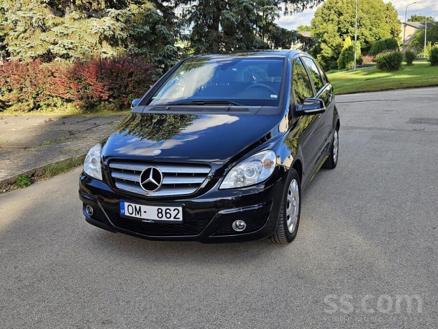 Melns Mercedes-Benz B 180 2010 Jēkabpils, ar dzinēja tilpumu 2.00 L un nobraukumu 242 tūkst. km par 4490 €, foto 3 vietnē AUTOMOTO.COM.LV