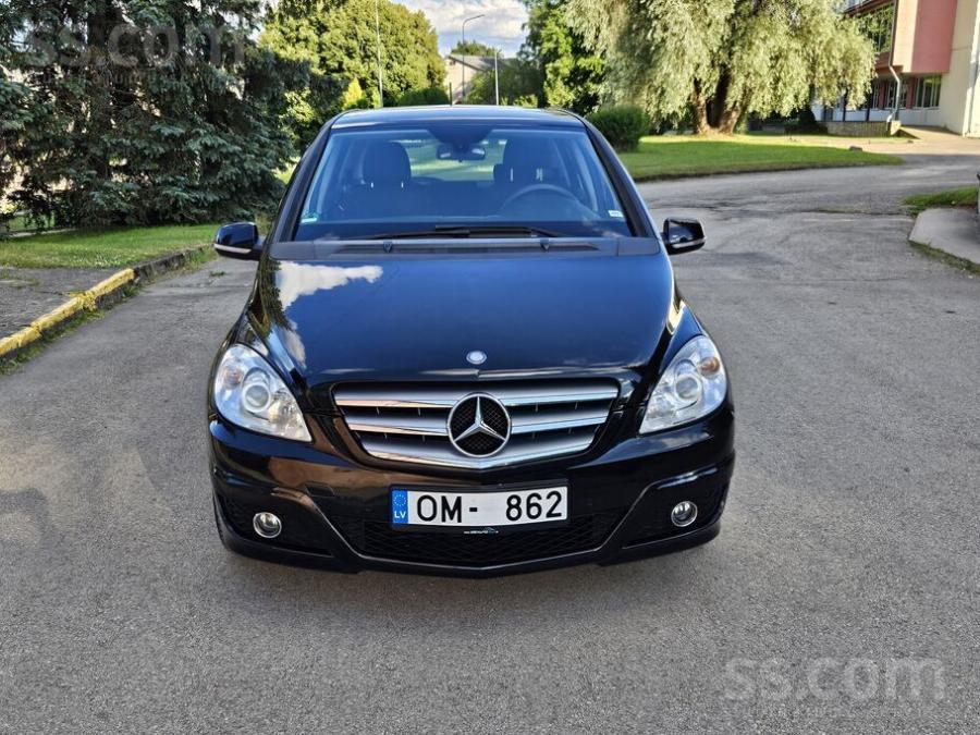 Melns Mercedes-Benz B 180 2010 Jēkabpils, ar dzinēja tilpumu 2.00 L un nobraukumu 242 tūkst. km par 4490 €, foto 4 vietnē AUTOMOTO.COM.LV