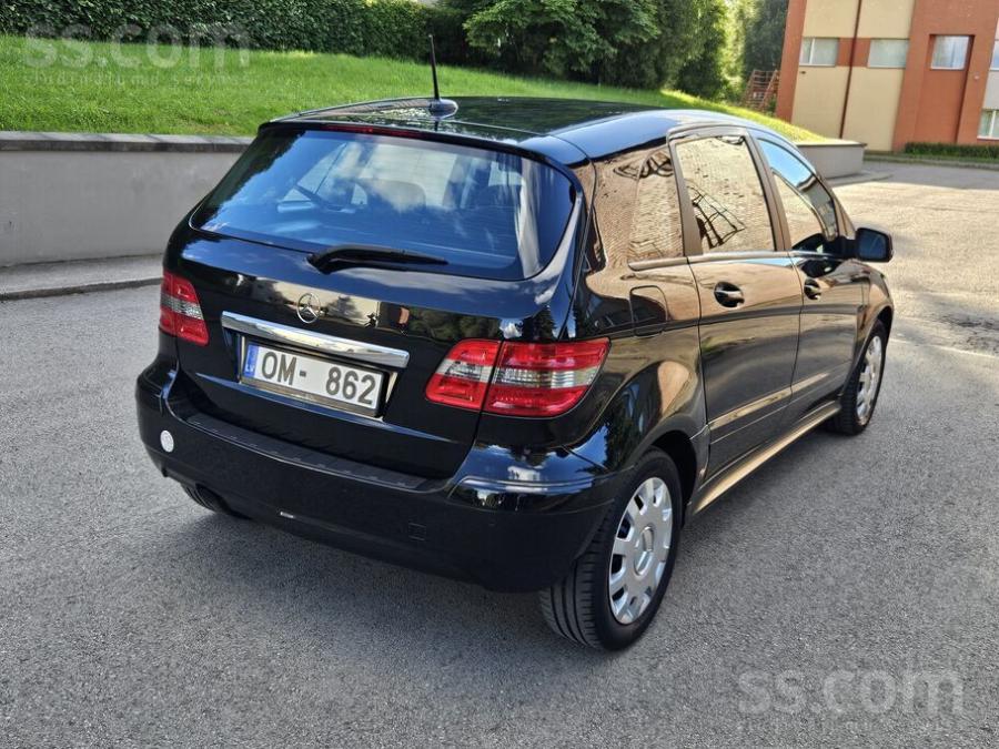 Melns Mercedes-Benz B 180 2010 Jēkabpils, ar dzinēja tilpumu 2.00 L un nobraukumu 242 tūkst. km par 4490 €, foto 8 vietnē AUTOMOTO.COM.LV
