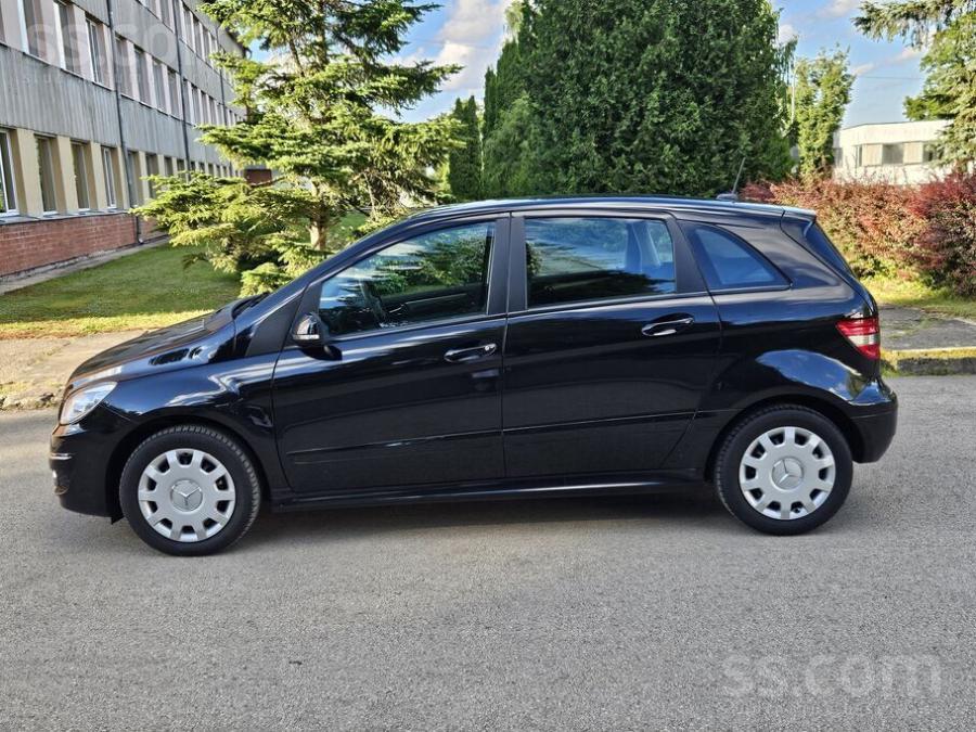 Melns Mercedes-Benz B 180 2010 Jēkabpils, ar dzinēja tilpumu 2.00 L un nobraukumu 242 tūkst. km par 4490 €, foto 12 vietnē AUTOMOTO.COM.LV