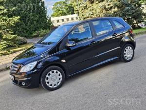 Melns Mercedes-Benz B 180 2010 Jēkabpils, ar dzinēja tilpumu 2.00 L un nobraukumu 242 tūkst. km par 4490 €, foto 13 vietnē AUTOMOTO.COM.LV