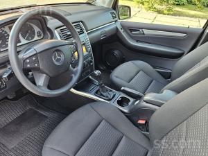 Melns Mercedes-Benz B 180 2010 Jēkabpils, ar dzinēja tilpumu 2.00 L un nobraukumu 242 tūkst. km par 4490 €, foto 15 vietnē AUTOMOTO.COM.LV