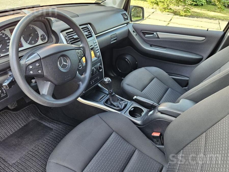 Melns Mercedes-Benz B 180 2010 Jēkabpils, ar dzinēja tilpumu 2.00 L un nobraukumu 242 tūkst. km par 4490 €, foto 15 vietnē AUTOMOTO.COM.LV