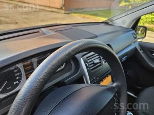 Melns Mercedes-Benz B 180 2010 Jēkabpils, ar dzinēja tilpumu 2.00 L un nobraukumu 242 tūkst. km par 4490 €, foto 16 vietnē AUTOMOTO.COM.LV