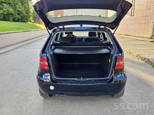 Melns Mercedes-Benz B 180 2010 Jēkabpils, ar dzinēja tilpumu 2.00 L un nobraukumu 242 tūkst. km par 4490 €, foto 18 vietnē AUTOMOTO.COM.LV