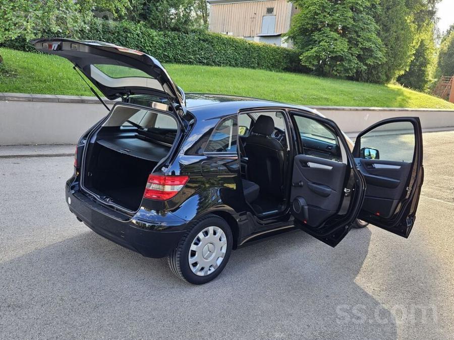 Melns Mercedes-Benz B 180 2010 Jēkabpils, ar dzinēja tilpumu 2.00 L un nobraukumu 242 tūkst. km par 4490 €, foto 24 vietnē AUTOMOTO.COM.LV