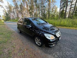 Melns Mercedes-Benz B 180 2010 Cēsis, ar dzinēja tilpumu 2.00 L un nobraukumu 283 tūkst. km par 3450 €, foto 7 vietnē AUTOMOTO.COM.LV