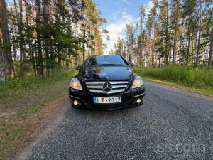 Melns Mercedes-Benz B 180 2010 Cēsis, ar dzinēja tilpumu 2.00 L un nobraukumu 283 tūkst. km par 3450 €, foto 8 vietnē AUTOMOTO.COM.LV