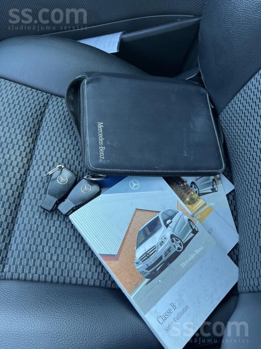 Melns Mercedes-Benz B 180 2010 Cēsis, ar dzinēja tilpumu 2.00 L un nobraukumu 283 tūkst. km par 3450 €, foto 12 vietnē AUTOMOTO.COM.LV