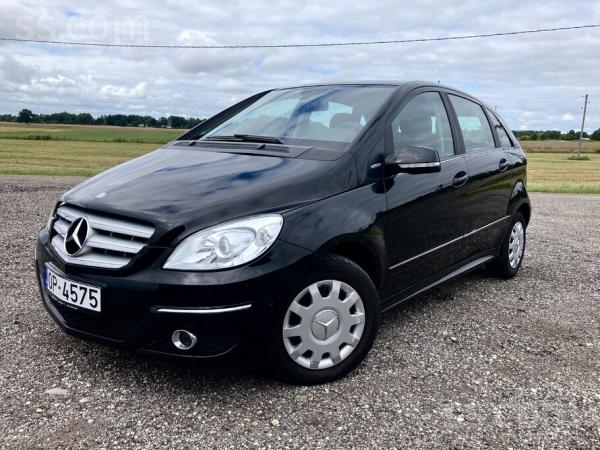 Black Mercedes-Benz B 180 2010 in Talsi, with an engine capacity of 1.70 L and mileage of 227 thousand km for 5999 €, photo 7 on AUTOMOTO.COM.LV