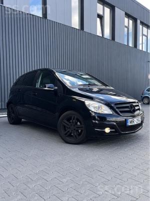 Melns Mercedes-Benz B 180 2010 Jelgava, ar dzinēja tilpumu 2.00 L un nobraukumu 253 tūkst. km par 3700 €, foto 1 vietnē AUTOMOTO.COM.LV