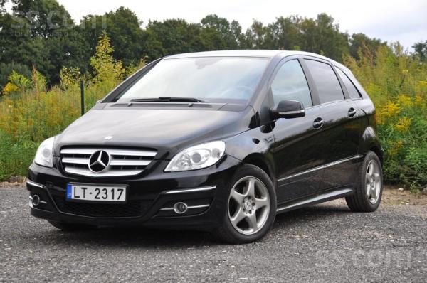 Black Mercedes-Benz B 180 2010 in Riga, with an engine capacity of 2.00 L and mileage of 284 thousand km for 3250 €, photo 1 on AUTOMOTO.COM.LV