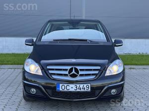 Black Mercedes-Benz B 180 2011 in Riga, with an engine capacity of 2.00 L and mileage of 0 thousand km for 4990 €, photo 1 on AUTOMOTO.COM.LV