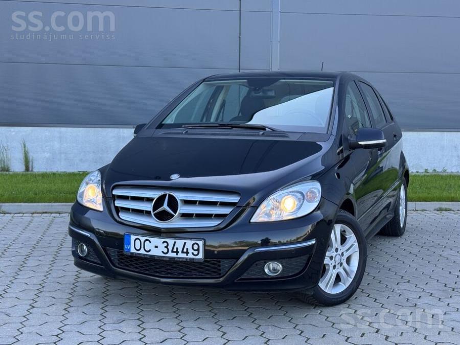 Black Mercedes-Benz B 180 2011 in Riga, with an engine capacity of 2.00 L and mileage of 0 thousand km for 4990 €, photo 2 on AUTOMOTO.COM.LV