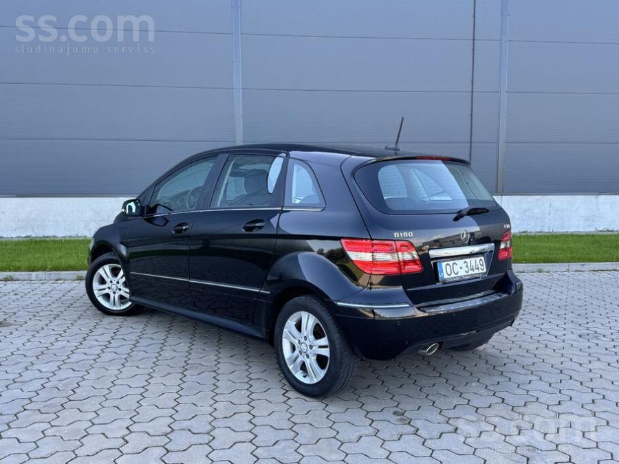 Black Mercedes-Benz B 180 2011 in Riga, with an engine capacity of 2.00 L and mileage of 0 thousand km for 4990 €, photo 6 on AUTOMOTO.COM.LV