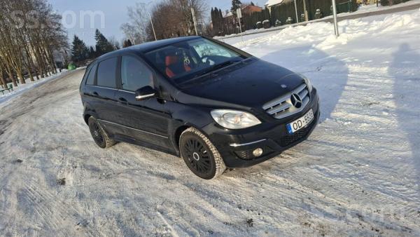 Melns Mercedes-Benz B 180 2011 Bauska, ar dzinēja tilpumu 2.00 L un nobraukumu 240 tūkst. km par 4600 €, foto 3 vietnē AUTOMOTO.COM.LV
