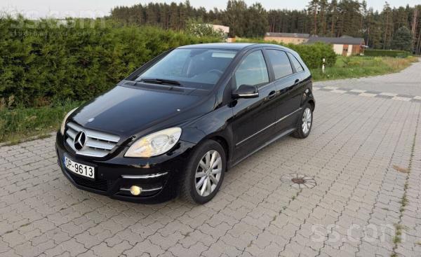 Melns Mercedes-Benz B 180 2011 Rīga, ar dzinēja tilpumu 2.00 L un nobraukumu 142 tūkst. km par 4000 €, foto 8 vietnē AUTOMOTO.COM.LV
