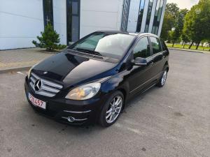 Black Mercedes-Benz B 180 2011 in Kaunas, with an engine capacity of 2.00 L and mileage of 313 thousand km for 3950 €, photo  on AUTOMOTO.COM.LV