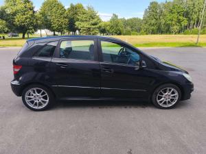 Melns Mercedes-Benz B 180 2011 Kauņa, ar dzinēja tilpumu 2.00 L un nobraukumu 313 tūkst. km par 3950 €, foto 7 vietnē AUTOMOTO.COM.LV