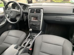 Black Mercedes-Benz B 180 2011 in Kaunas, with an engine capacity of 2.00 L and mileage of 245 thousand km for 3799 €, photo 13 on AUTOMOTO.COM.LV