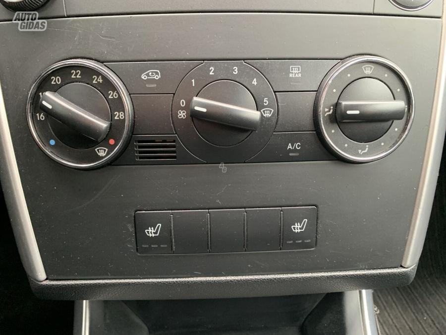 Black Mercedes-Benz B 180 2011 in Kaunas, with an engine capacity of 2.00 L and mileage of 245 thousand km for 3799 €, photo 26 on AUTOMOTO.COM.LV