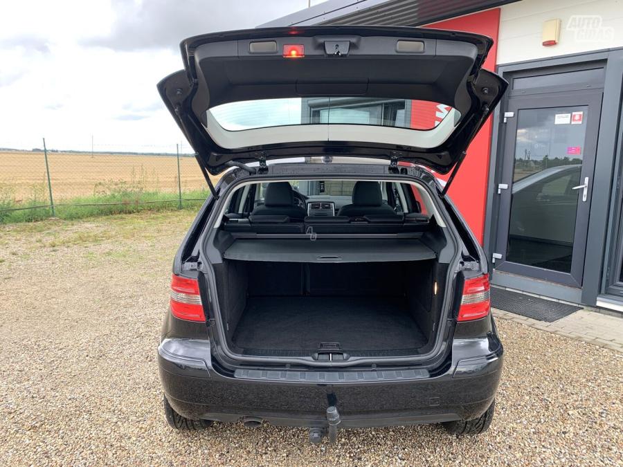 Black Mercedes-Benz B 180 2011 in Kaunas, with an engine capacity of 2.00 L and mileage of 245 thousand km for 3799 €, photo 29 on AUTOMOTO.COM.LV