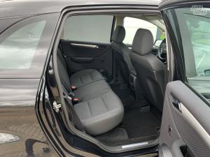 Black Mercedes-Benz B 180 2011 in Kaunas, with an engine capacity of 2.00 L and mileage of 245 thousand km for 3799 €, photo 30 on AUTOMOTO.COM.LV