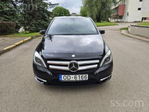 Black Mercedes-Benz B 180 2012 in Jekabpils, with an engine capacity of 1.80 L and mileage of 247 thousand km for 6990 €, photo 3 on AUTOMOTO.COM.LV