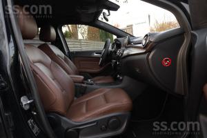 Black Mercedes-Benz B 180 2012 in Jelgava, with an engine capacity of 1.80 L and mileage of 252 thousand km for 6300 €, photo 9 on AUTOMOTO.COM.LV