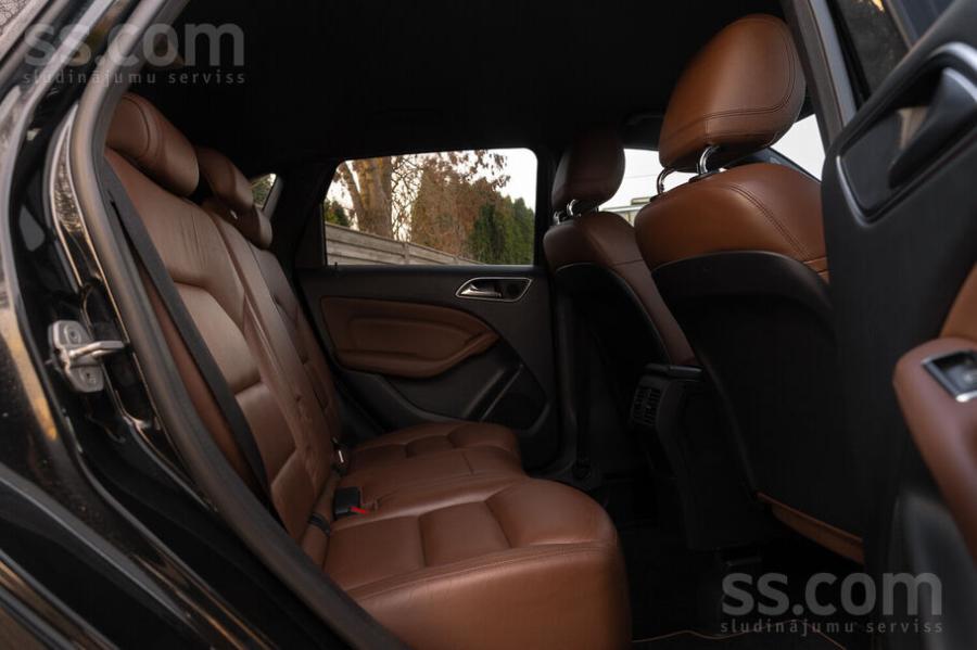 Black Mercedes-Benz B 180 2012 in Jelgava, with an engine capacity of 1.80 L and mileage of 252 thousand km for 6300 €, photo 18 on AUTOMOTO.COM.LV