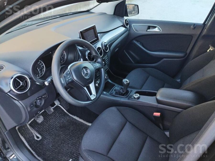 Melns Mercedes-Benz B 180 2012 Tukums, ar dzinēja tilpumu 1.80 L un nobraukumu 315 tūkst. km par 6100 €, foto 7 vietnē AUTOMOTO.COM.LV